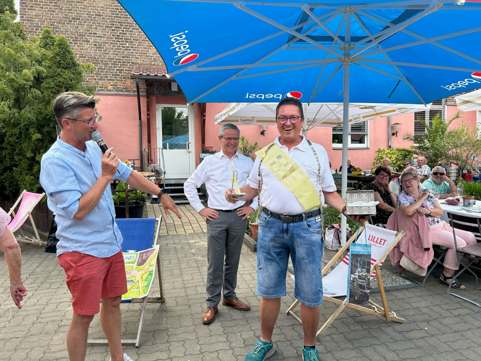 „Ü60 On Tour“ im Alten Dorfkrug - Stadt Ludwigsfelde
